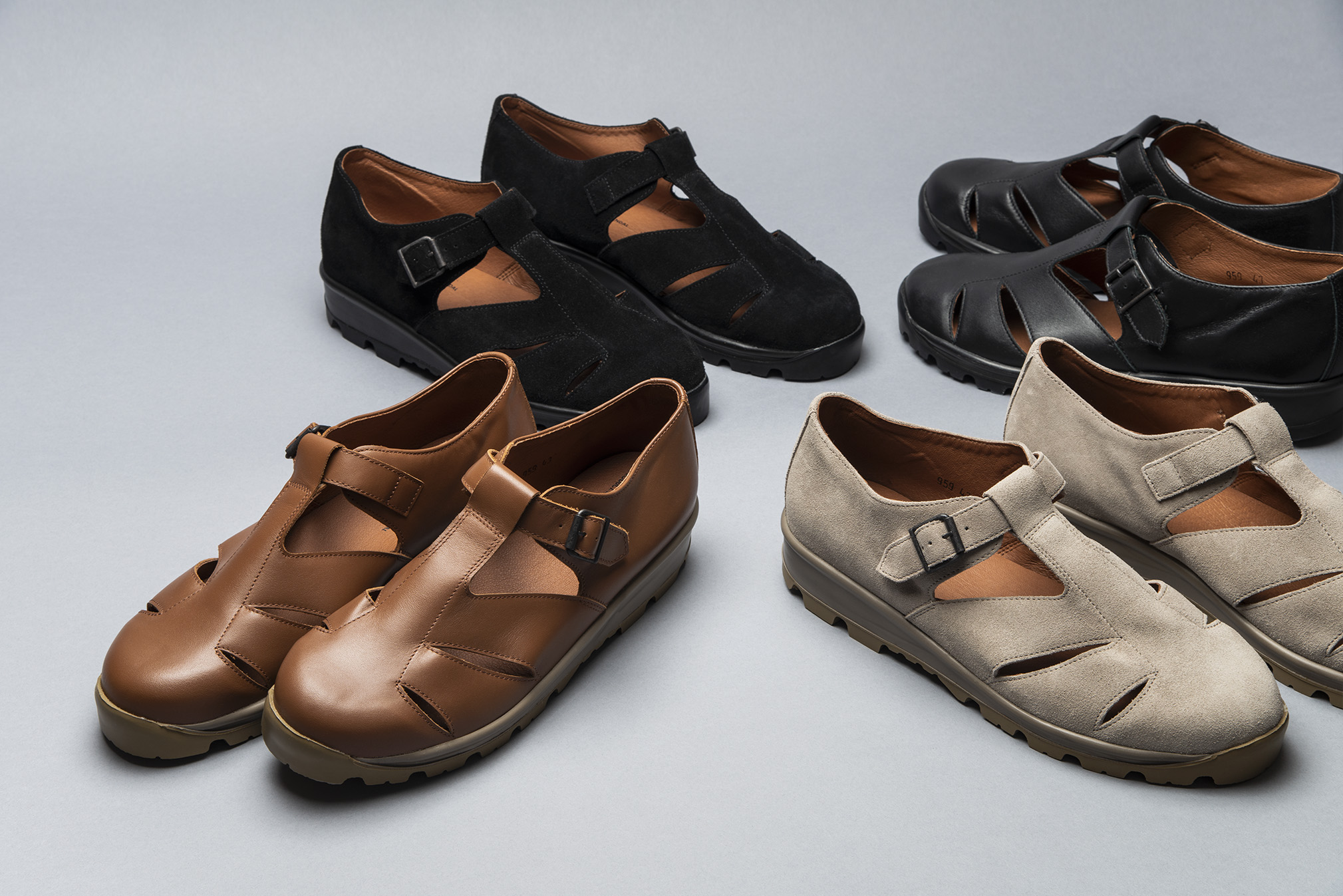 REPRODUCTION OF FOUND - E Y E F O U N D co.,ltd.